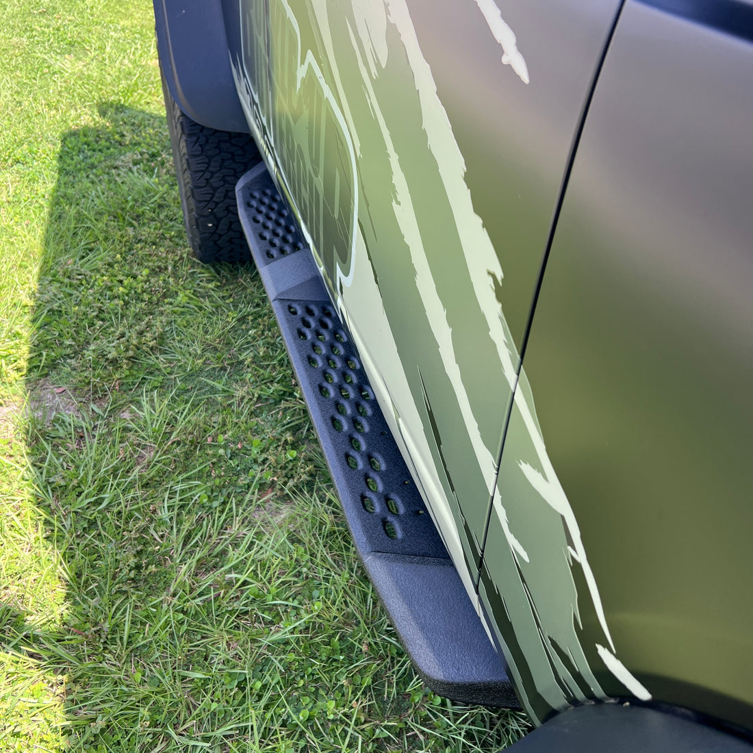 BBM Braptor 4 Door Bolt On Side Steps (Raptor-Style) for 2021+ Bronco ...